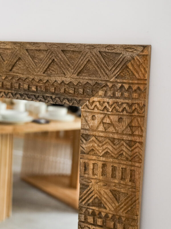 ESPEJO RECTANGULAR MADERA NATURAL TALLADO ARJAN - Loodus